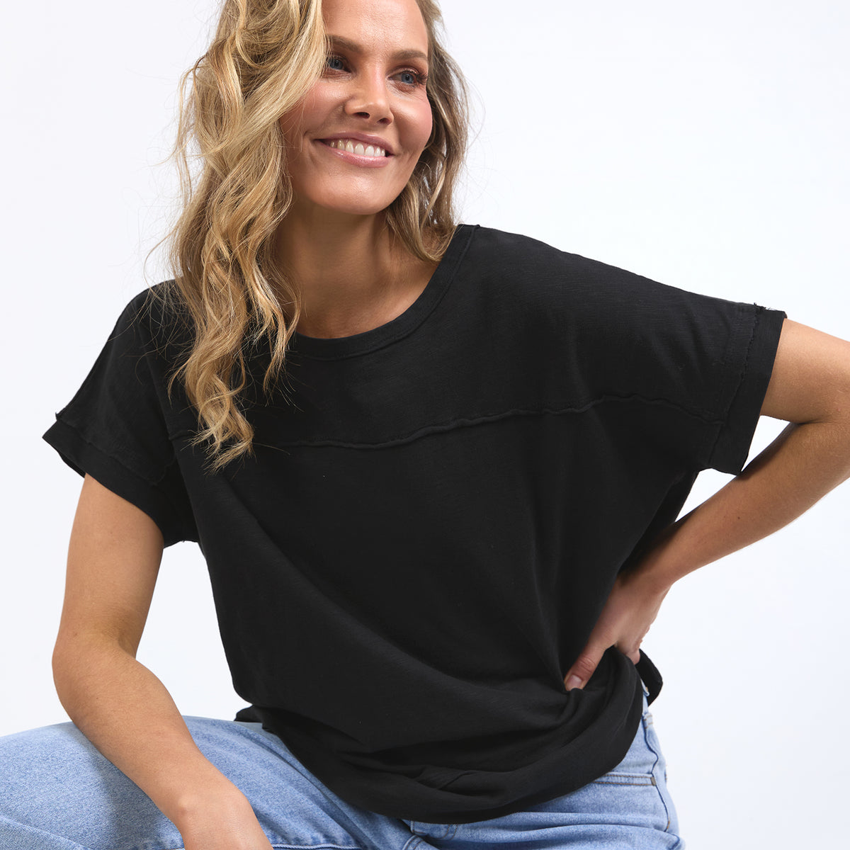 Allison Tee Black – Foxwood Clothing